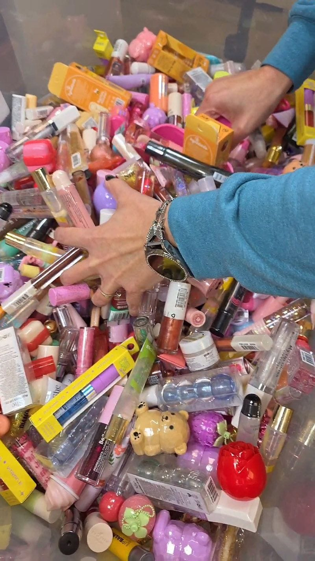 Coconut & Brown Sugar Exfoliating Body Scrub - Enchanted String