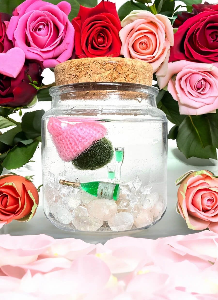 Moss Amigos | Home of the Original Pet Moss Ball Plant