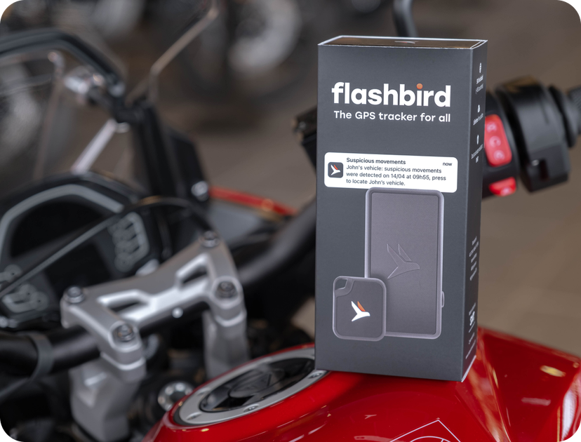 Flashbird: a new-generation 4G GPS tracker for motorbikes and cars